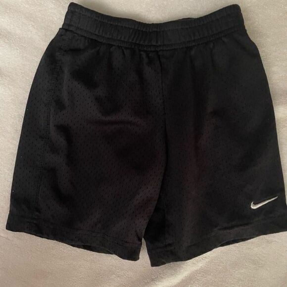 Nike | Bottoms | Girls Size5 Nike Black Dry Tempo Dri Fit Mesh Panels ...